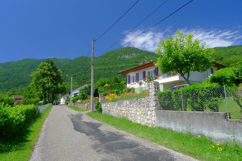 Randonnée au Grand Crêt d’Eau du Jura depuis Farges, Collonges. Retour ...