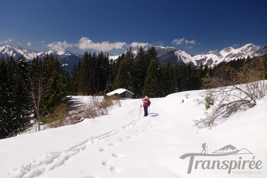 Randonnée à Sur Gémet depuis le Col du Corbier et les Chalets d’Ouzon ...